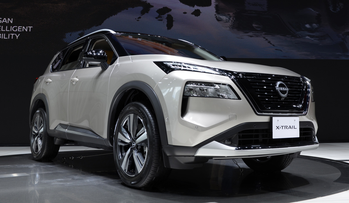 Новый Nissan X-Trail: наконец-то для Японии и Европы — Авторевю
