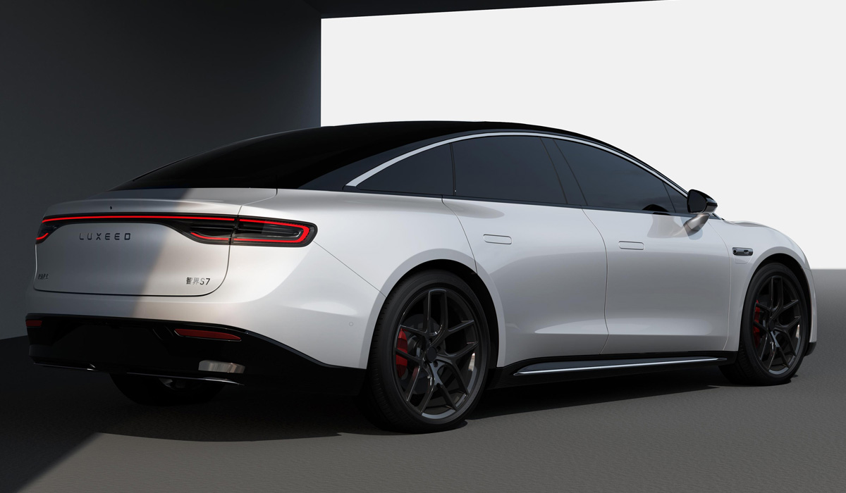 Chery и Huawei представили совместный седан Luxeed S7 — Авторевю